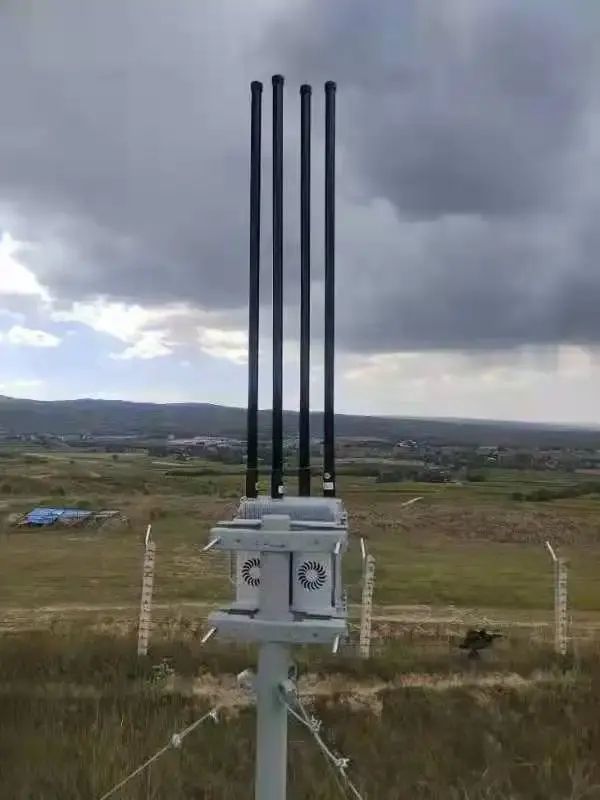 5g 2.4G Drone Detection WiFi2.4G WiFi5.8g 433MHz 900MHz Waterproof Outdoor Repeater