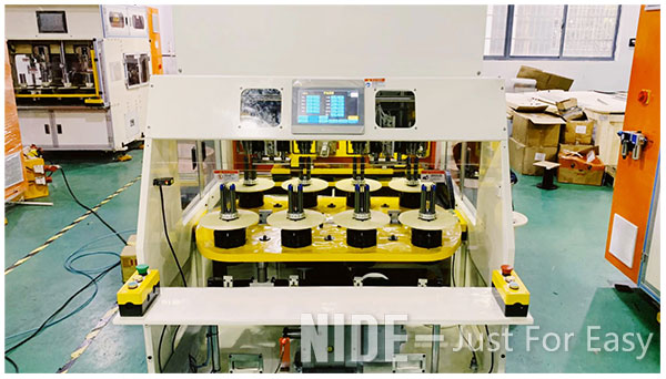 Bewegungsspulenwickelmaschine