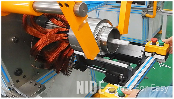 Automatic Horizontal Coil Inserting Machine With Wedge Feeding Mode , Controlled by PLC-1