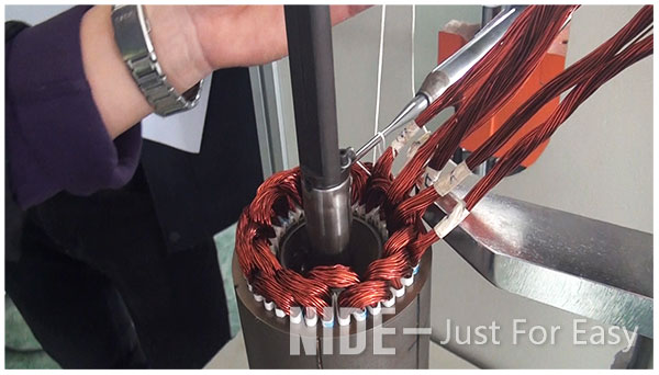 de automatische rol die van de motorstator machine-1 rijgen