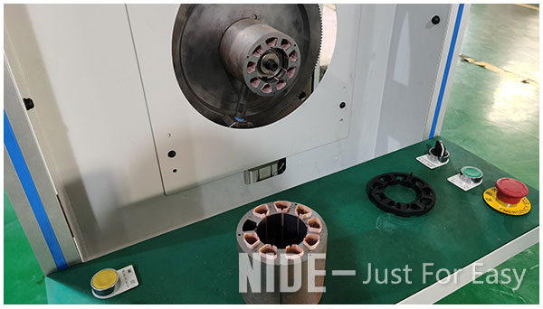 Horizontal stator insulation paper inserting machine.jpg Horizontal stator insulation paper inserting machine.jpg