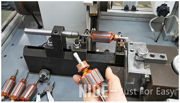 commutator turning Lathe Machine .jpg commutator turning Lathe Machine .jpg