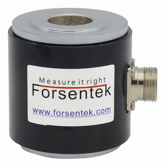 a través de la célula de carga del agujero