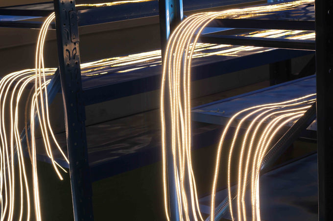 Nastro principale 4mm delle lampade fluorescenti 240pcs 2210 flessibili del Super Slim LED