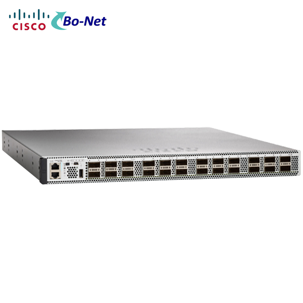 El catalizador 9500 24 de Cisco C9500-24Q-E vira 40G el interruptor hacia el lado de babor, nanovatio Ess. Licencia C9500-24Q-E