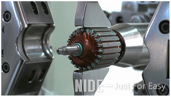 Máquina automática del bobinado del inducido