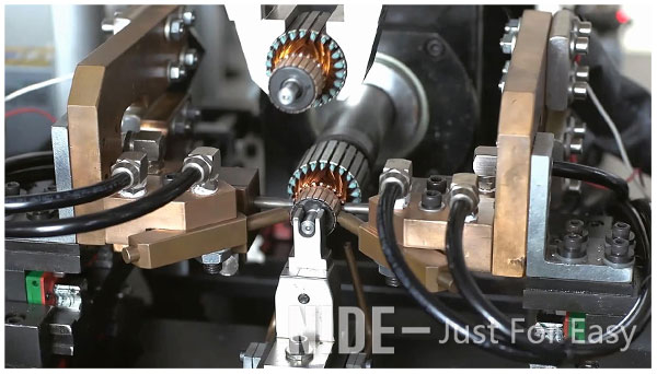 máquina automática de la soldadura por puntos del conmutador de armadura
