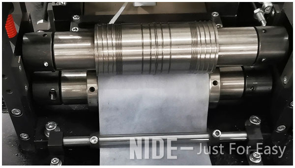 insulation paper cutting machine.jpg