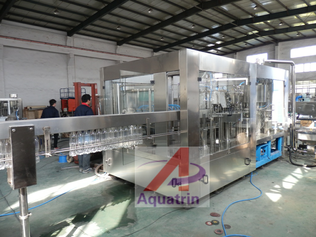 Máquina de enchimento carbonatada 3 do refresco do enchimento da garrafa da gravidade da máquina de enchimento da bebida