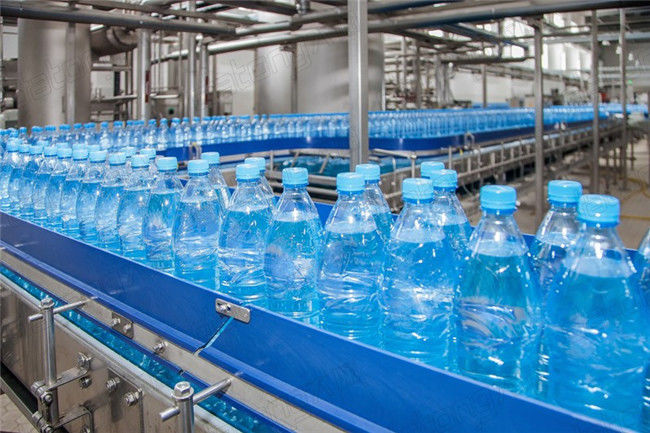 Imbottigliatrice dell'animale domestico di AISI304 4000bph 500ml 4.2kw SUS304/316 4