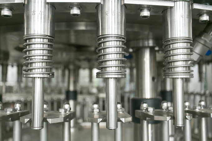 Linea automatica della macchina di rifornimento dell'acqua minerale per la piccola impresa 2