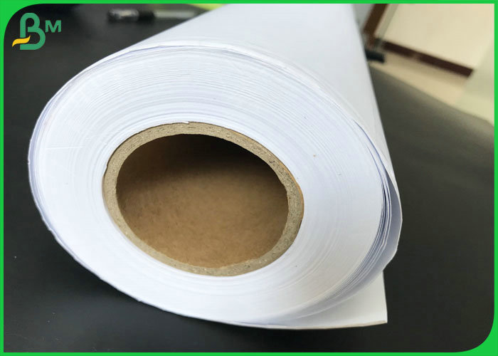 rolo do papel de plotador