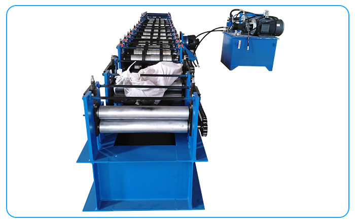 rollo galvanizado impulsión hidráulica completamente automática de la correa de c que forma la máquina