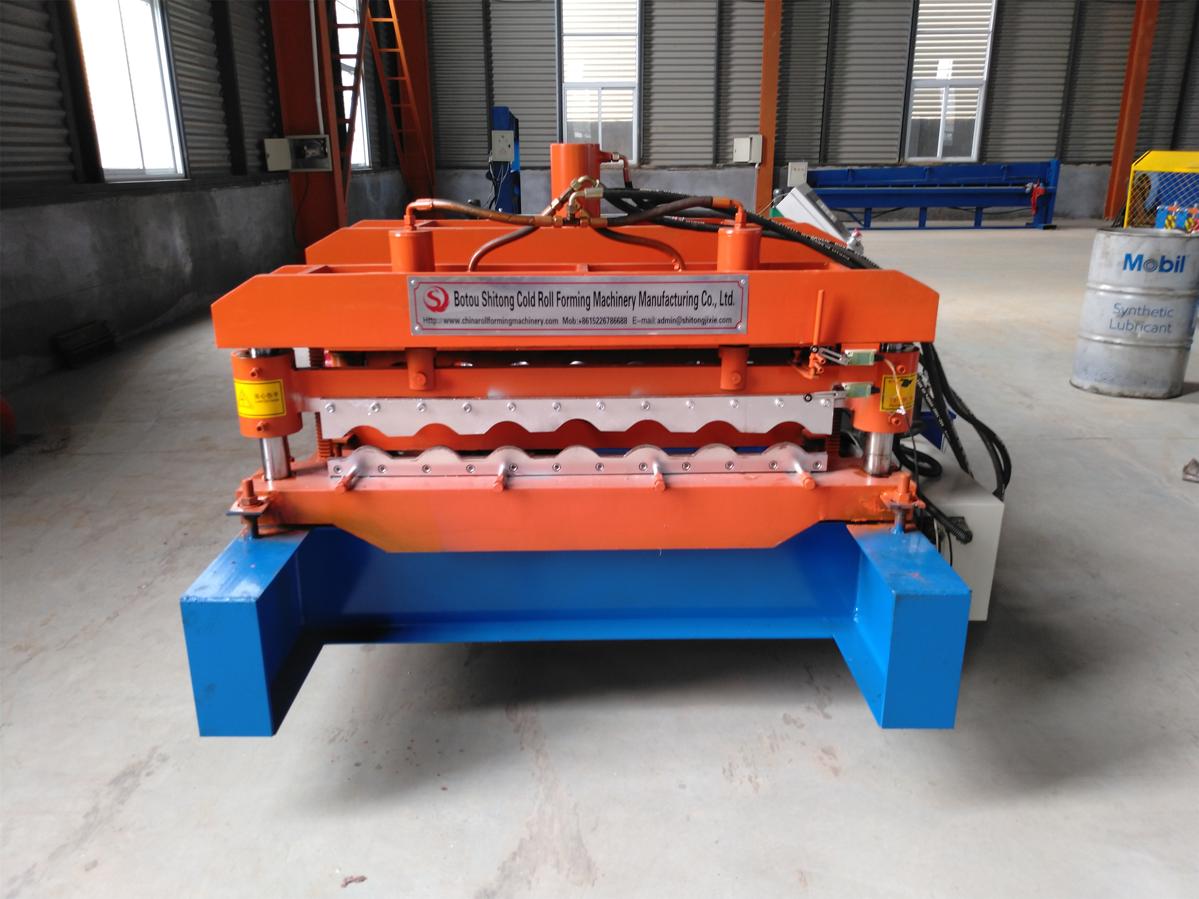 petit pain vitré de tuile coloré 960 par modèles de tôle d'acier formant la machine
