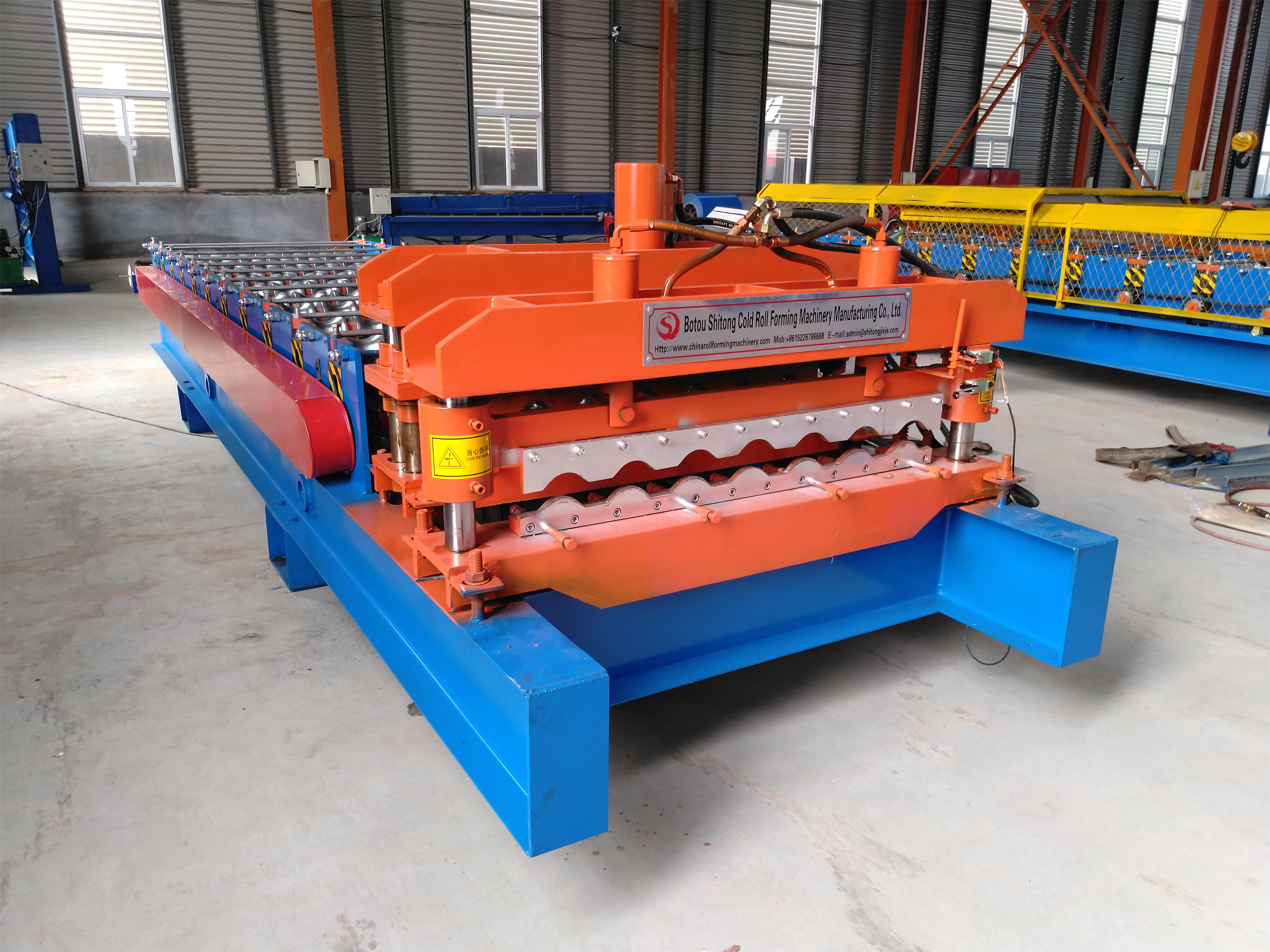 petit pain vitré de tuile coloré 960 par modèles de tôle d'acier formant la machine