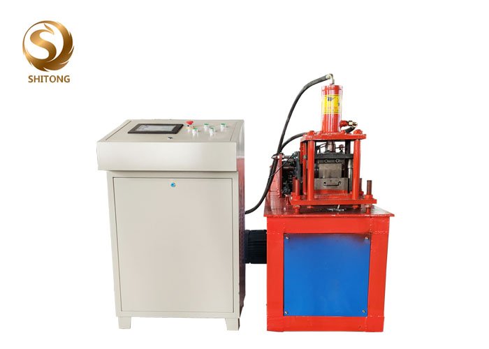 el nuevo panel del listón de la guía de la puerta de la persiana enrrollable del diseño que hace la formación de la máquina