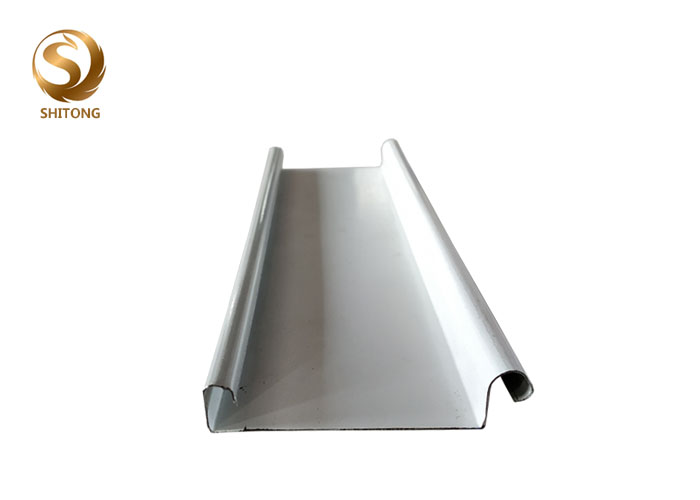 el nuevo panel del listón de la guía de la puerta de la persiana enrrollable del diseño que hace la formación de la máquina