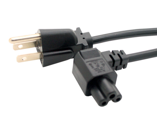 Nema 5-15P de los E.E.U.U. al cable eléctrico anguloso C5 del IEC 320 los 3ft