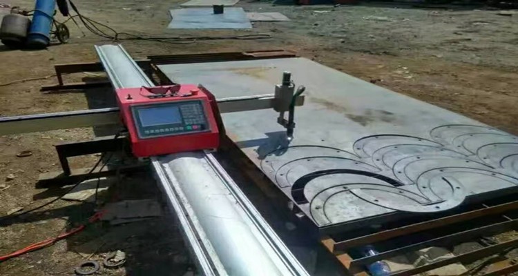 CNC τέμνουσα μηχανή φλογών