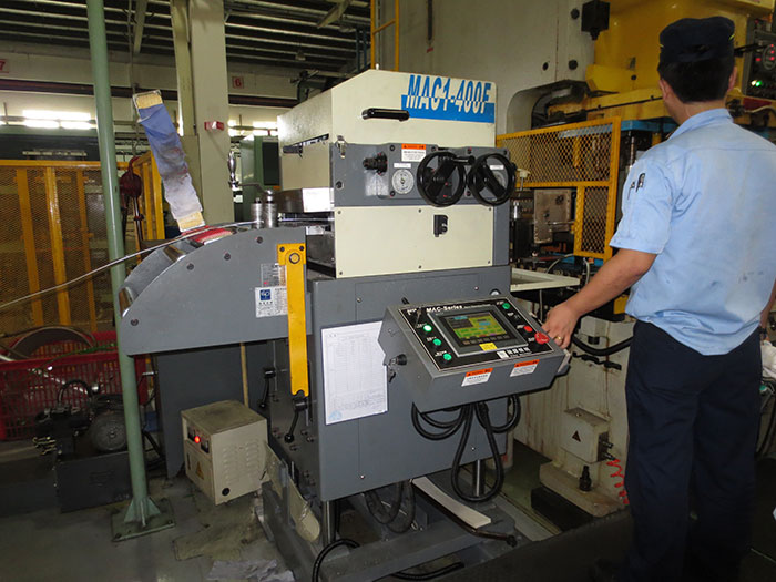 Фидер сервопривода НК