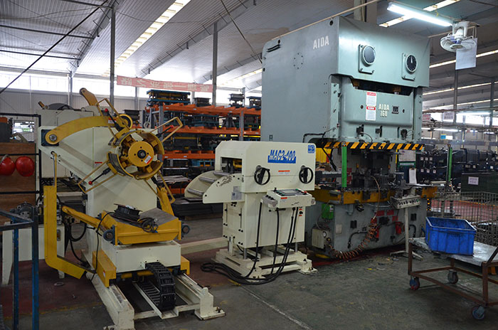 воздушный питательный патрубок