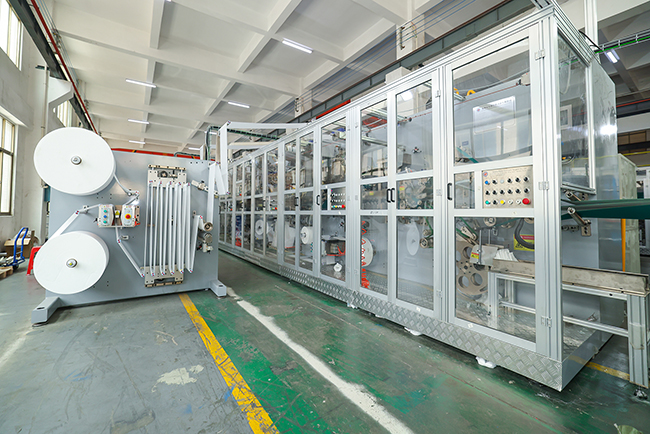 Full servo baby diaper making machine production line overview