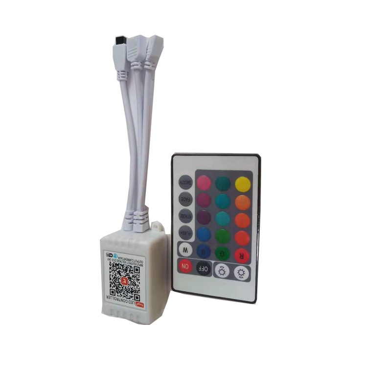 Striscia Controller-2.jpg del LED