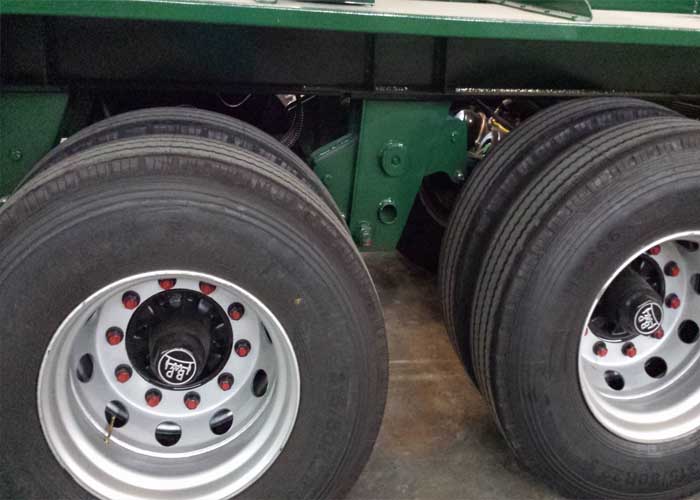 rimorchio scheletrico del contenitore con gli assi del bpw