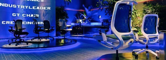 Parte posteriore bianca di rotolamento Mesh Office Chairs 3 del computer della disposizione dei posti a sedere della mobilia del personale alta