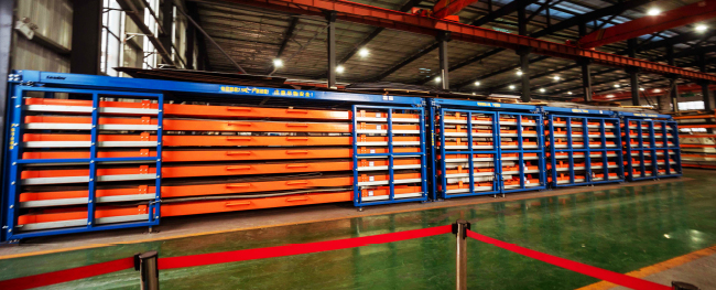 Roll Out Metal Structure Rack Heavy Duty Manual Horizontal Sheet Metal Storage Rack Industrial Use
