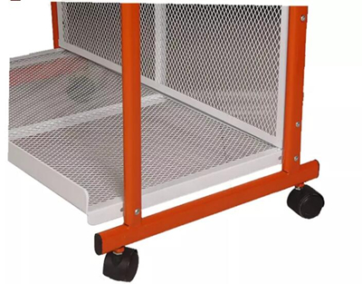 Présentoirs mobiles de magasin de détail en métal quatre rangées pour le stockage de casse-croûte