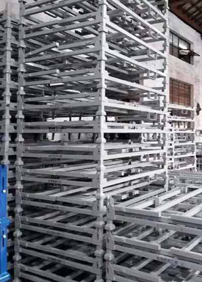  Carrello elevatore d'acciaio pieghevole dello scaffale di stoccaggio del rotolo del tessuto conservato spazio realizzabile
