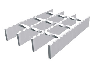 grille dentelée d'acier