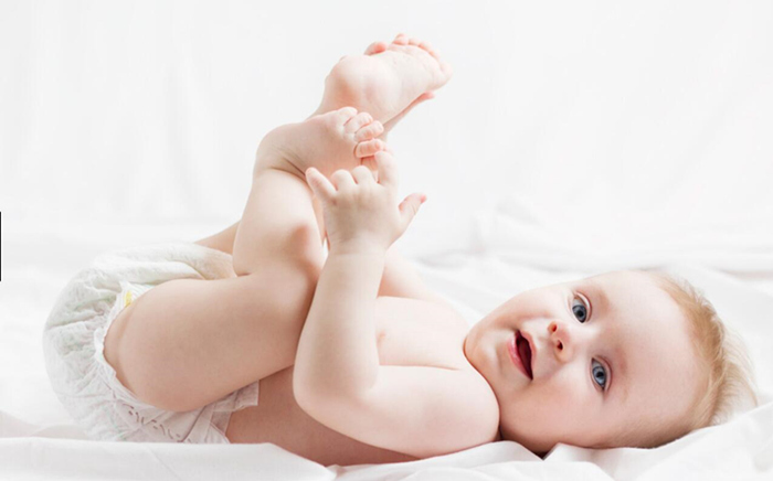 Custom printed baby diaper with elastic waistband and PP tape