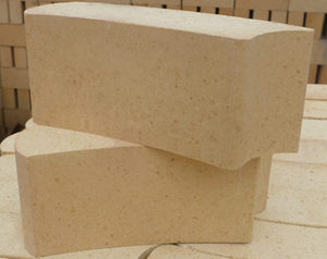 ladrillo refractario curvado