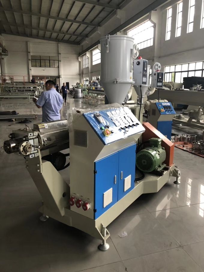 Tuyau de conduit d'aération d'unité centrale faisant la chaîne de production, machines d'extrusion de tuyau de TPU