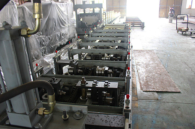 YX112-303 k-het Dakbroodje die van de Spanwijdteboog Machine voor 300mm het Comité van het Spanwijdtedak vormen　　　