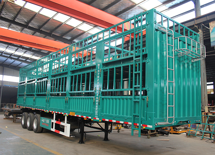 3 Axle Fence Trailers Livestock Transport Truck Trailers Customized Bulk Transport Semi-Trailer