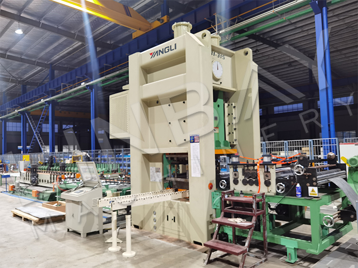 Cantilever αυτόματος διατρυπημένος ρόλος δίσκων καλωδίων Τύπου διατρήσεων δομών που διαμορφώνει τη μηχανή