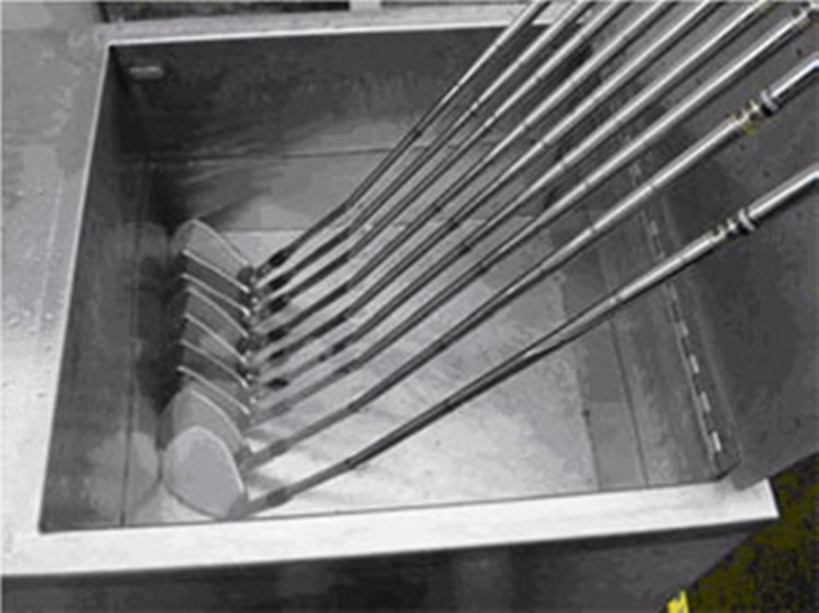 ultrasonic-golf-cleaning1_.jpg