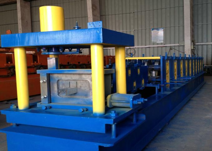 Rotolo automatico a catena di Transimission U che forma regolabile a macchina dallo SpA