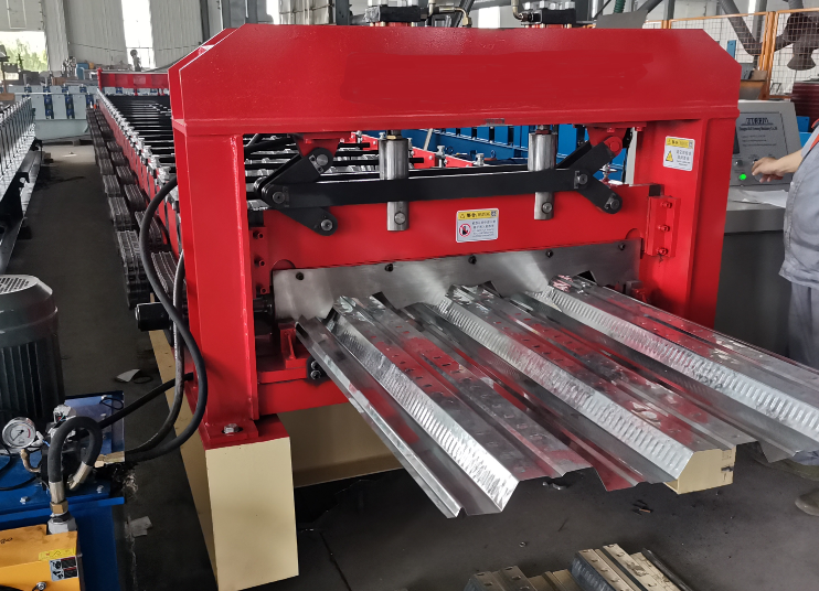 Metaal decking die vormt machine rollen
