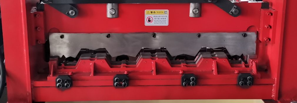 Snijder van de metaal decking machine