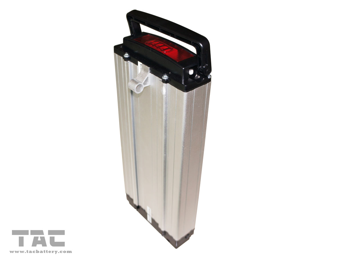 Pacchetto elettrico della batteria della bici dello Li-ione ricaricabile del sedile posteriore 24V 10AH
