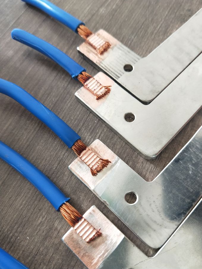 filo di rame ultrasonico della saldatrice del metallo di 20Khz 2000w che salda impiombando 0