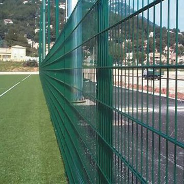 La venta caliente galvaniza o cerca de alambre doble cubierta PVC (el precio bajo)