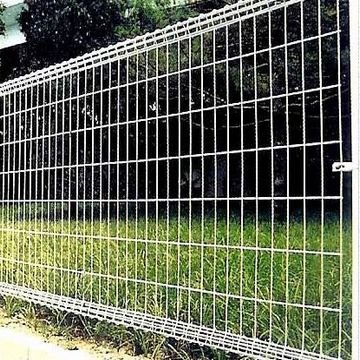 La venta caliente galvaniza o cerca de alambre doble cubierta PVC (el precio bajo)