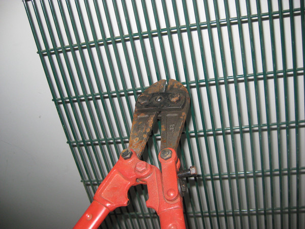 I pannelli commerciali del recinto di alta sicurezza di assicurazione, PVC hanno ricoperto il clearvu nessun recinto di salita