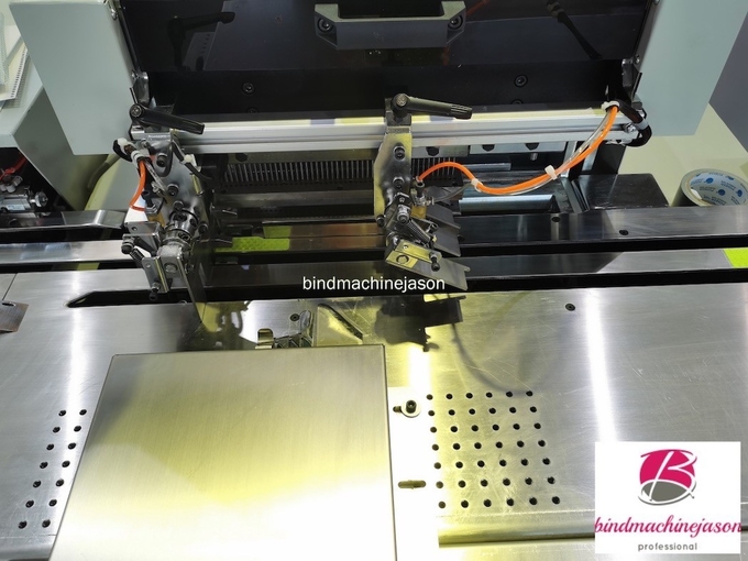 Máquina obligatoria espiral automática con la función de perforación del agujero